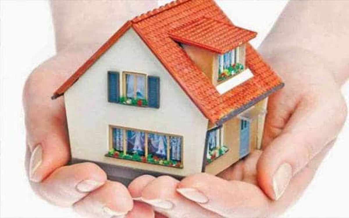 Gharkul Yojana 2023 : चर्मकार समाजबांधवांचे घरकुलासाठी साकडे | Sakal