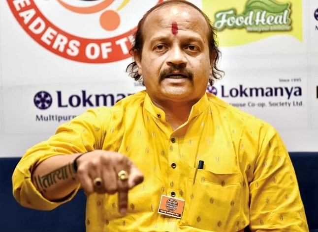 Vasant More | मुख्यमंत्र्यांचा वसंत मोरेंना फोन... शिवसेनेची 'ऑफर' | Sakal