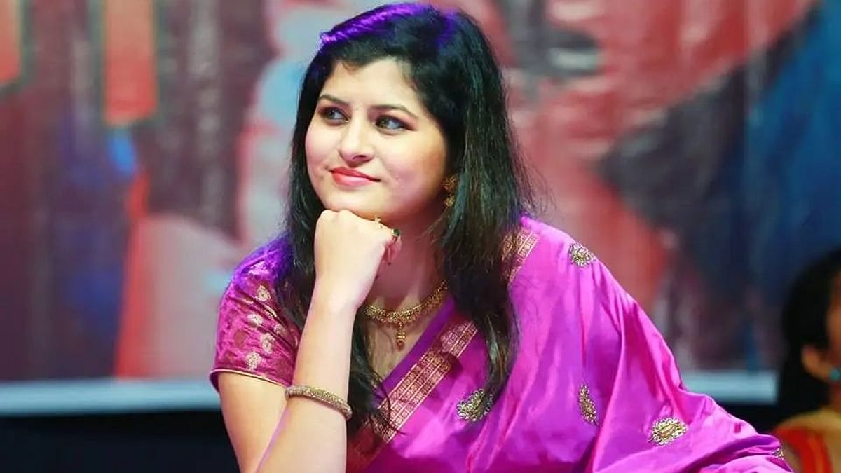 सावनी रविंद्रचा दक्षिणात्य अंदाज.. 'या' तेलुगू चित्रपटात गायले गाणे ...