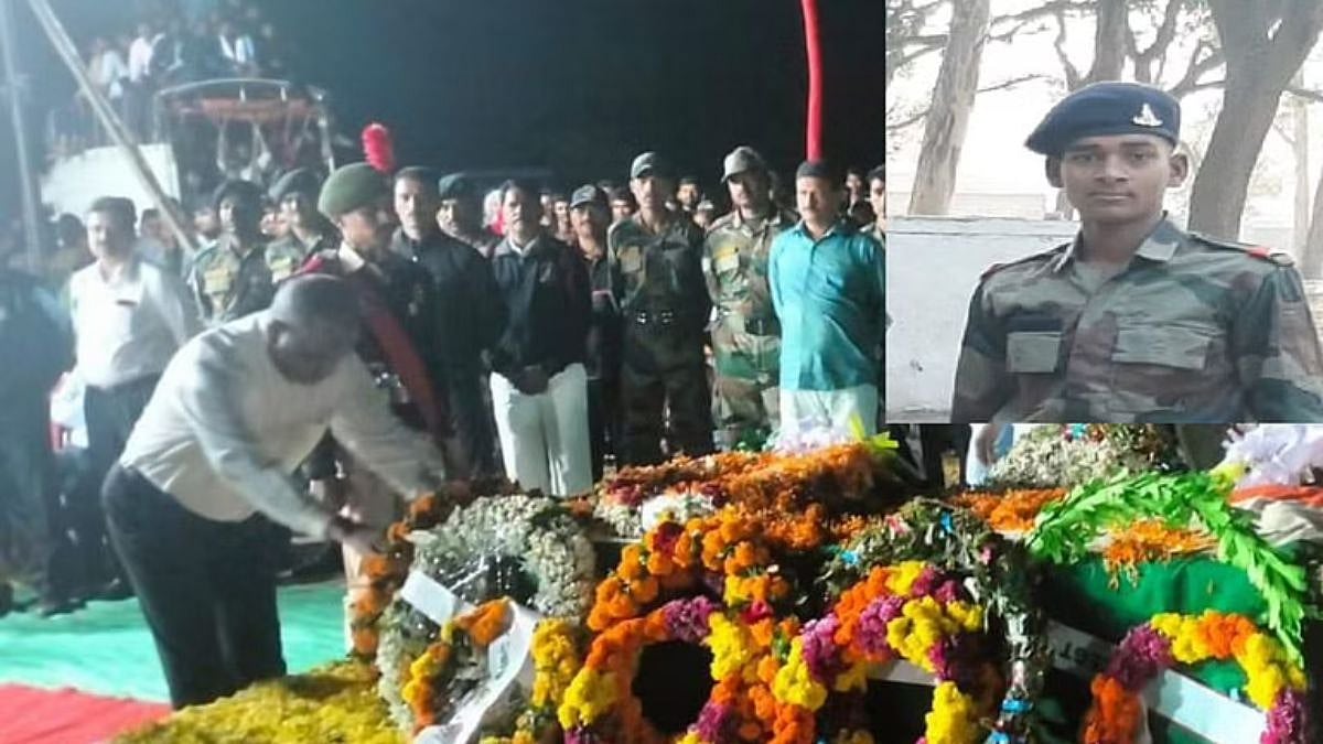 वीर जवान शेळके यांच्यावर अंत्यसंस्कार | Sakal