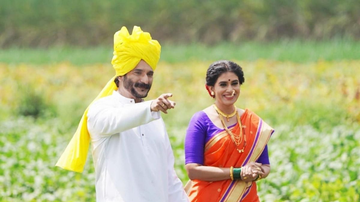 मिलिंद गुणाजीच्या वाढदिवशी सोनाली कुलकर्णीची खास पोस्ट चर्चेत... Sonali Kulkarni | Sakal