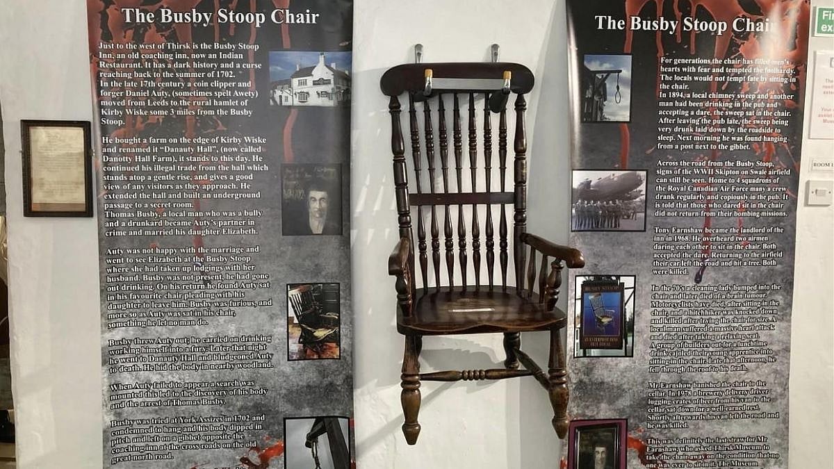 Cursed Chair : 'या' खुर्चीवर जो कोणी बसला, तो कायमचा देवाघरी गेला ...