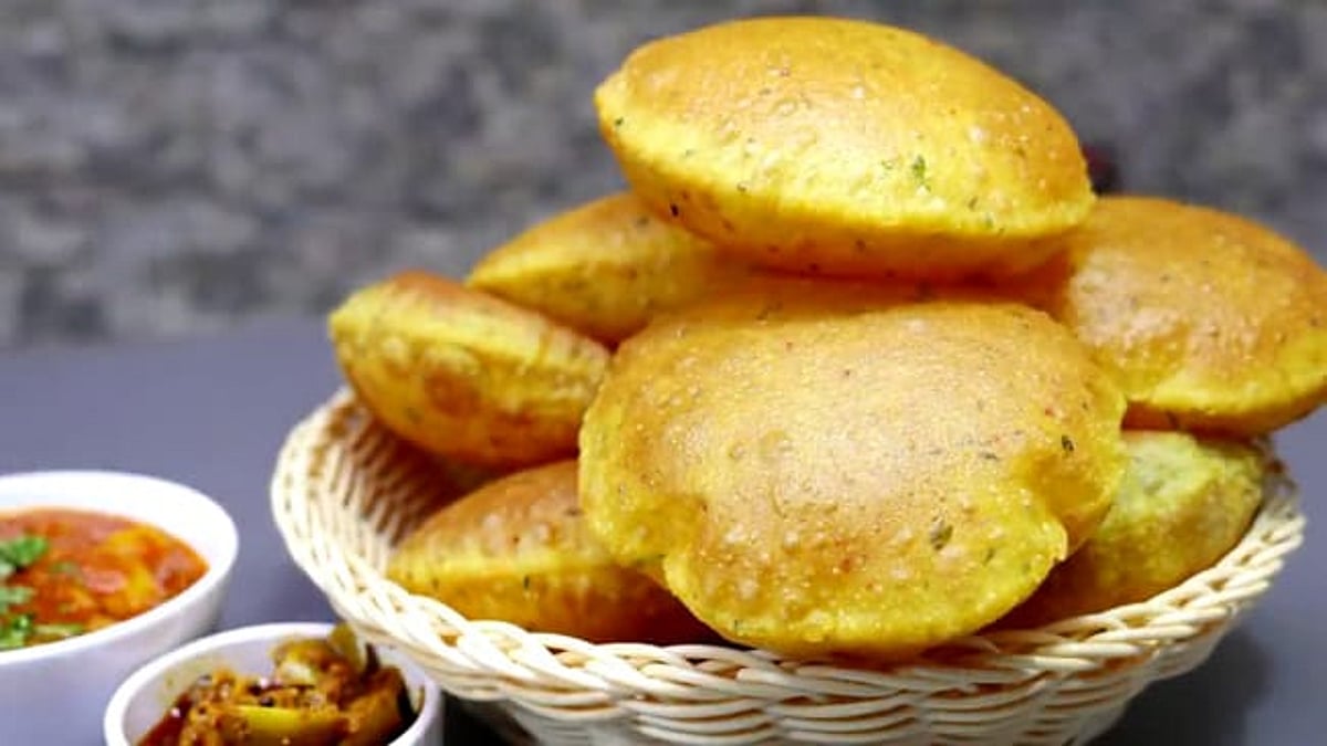Rava Batata Puri Recipe : पुरी खायला आवडते? पण कधी रवा बटाटा पुरी ट्राय ...
