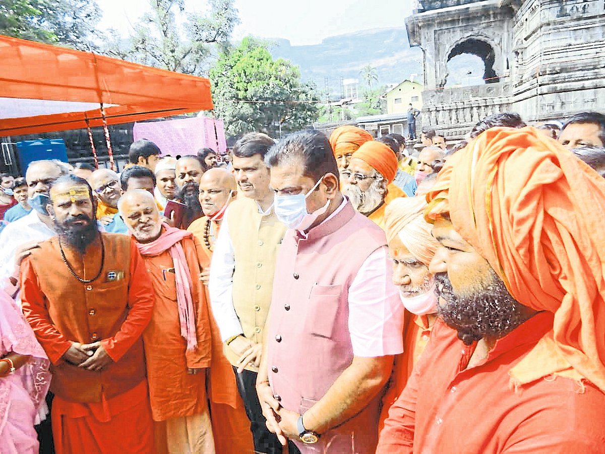 SAKAL Investigative : कुंभ- साधुग्रामसाठी उरली नाही जागा; त्र्यंबकेश् ...