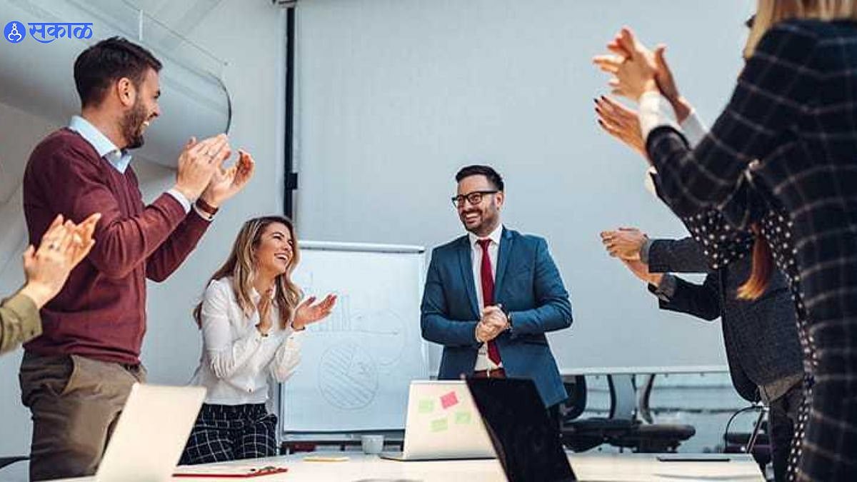 How To Impress Others : तुम्हालाही इतरांचं फव्हरेट बनायचंय? मग फॉलोकरा ...