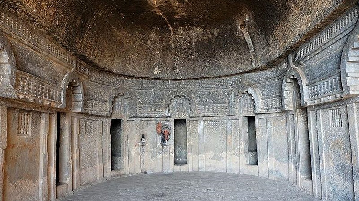 Bedse Caves : पुणे परिसर दर्शन : बेडसे लेणी | Sakal