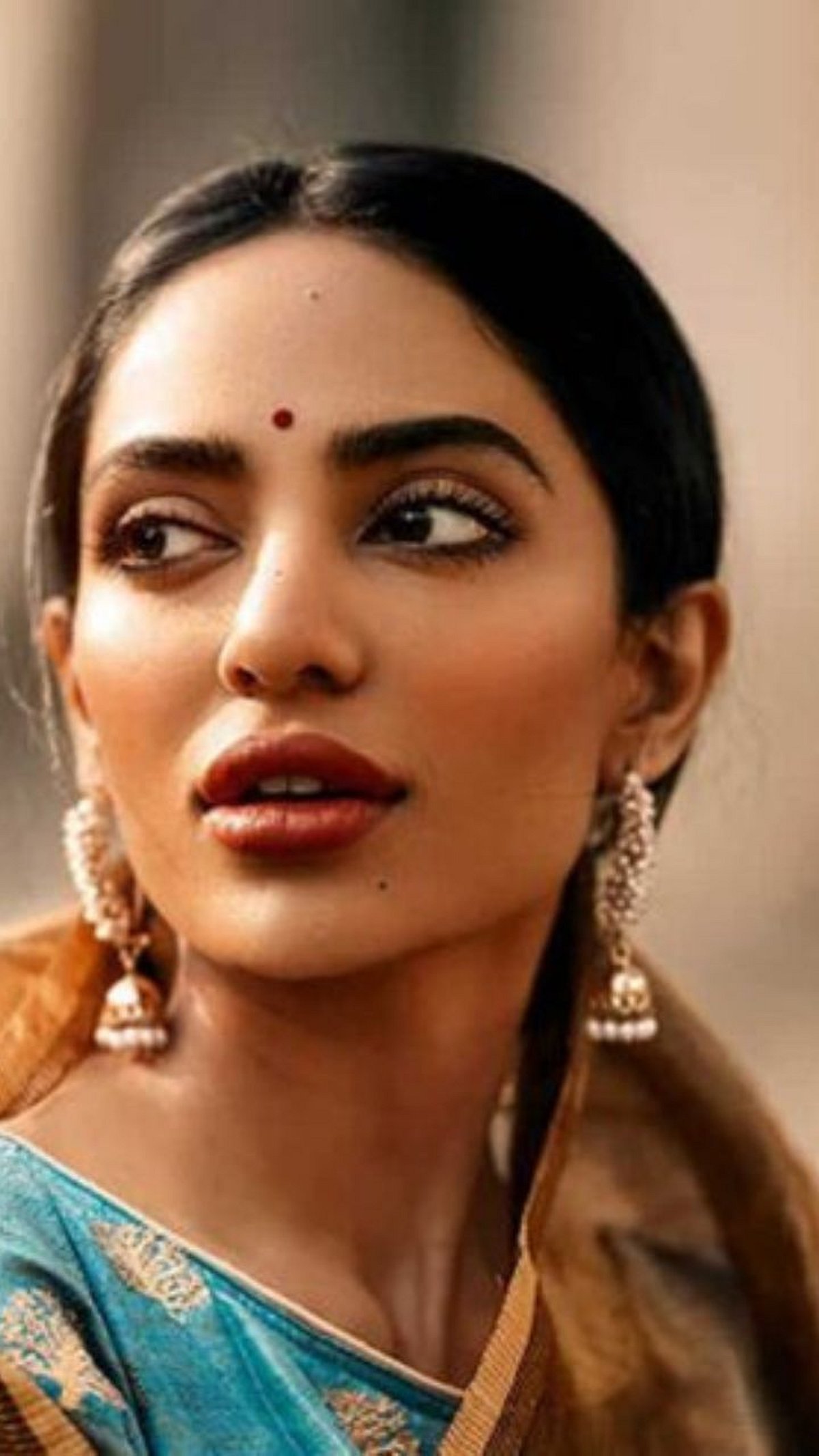 Shobhita Dhulipala : नागाला आवडली, विषय संपला! | Sakal