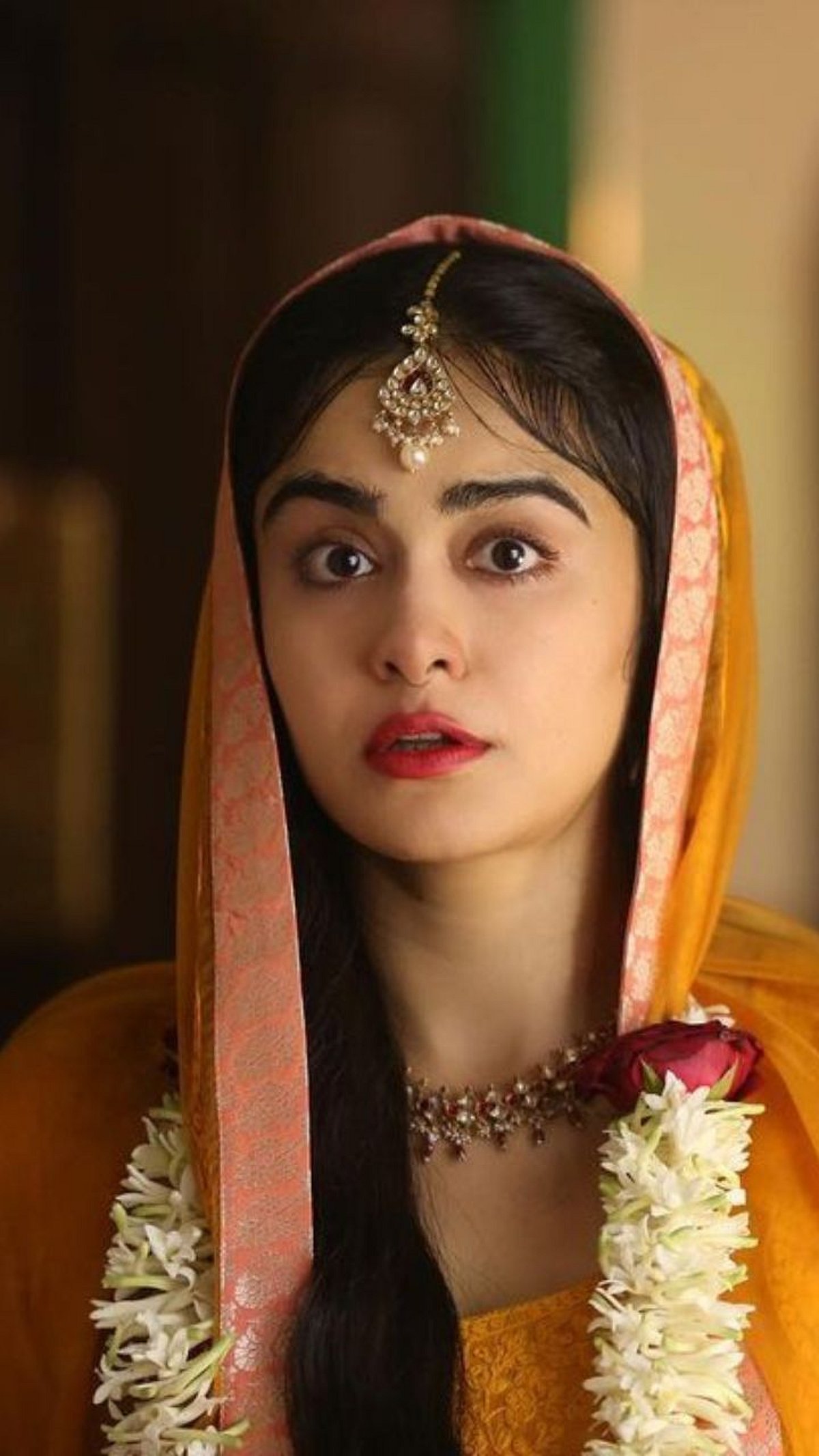 Ada Sharma : केरळ स्टोरीला नावं ठेवताना हजारवेळा विचार करा! | Sakal