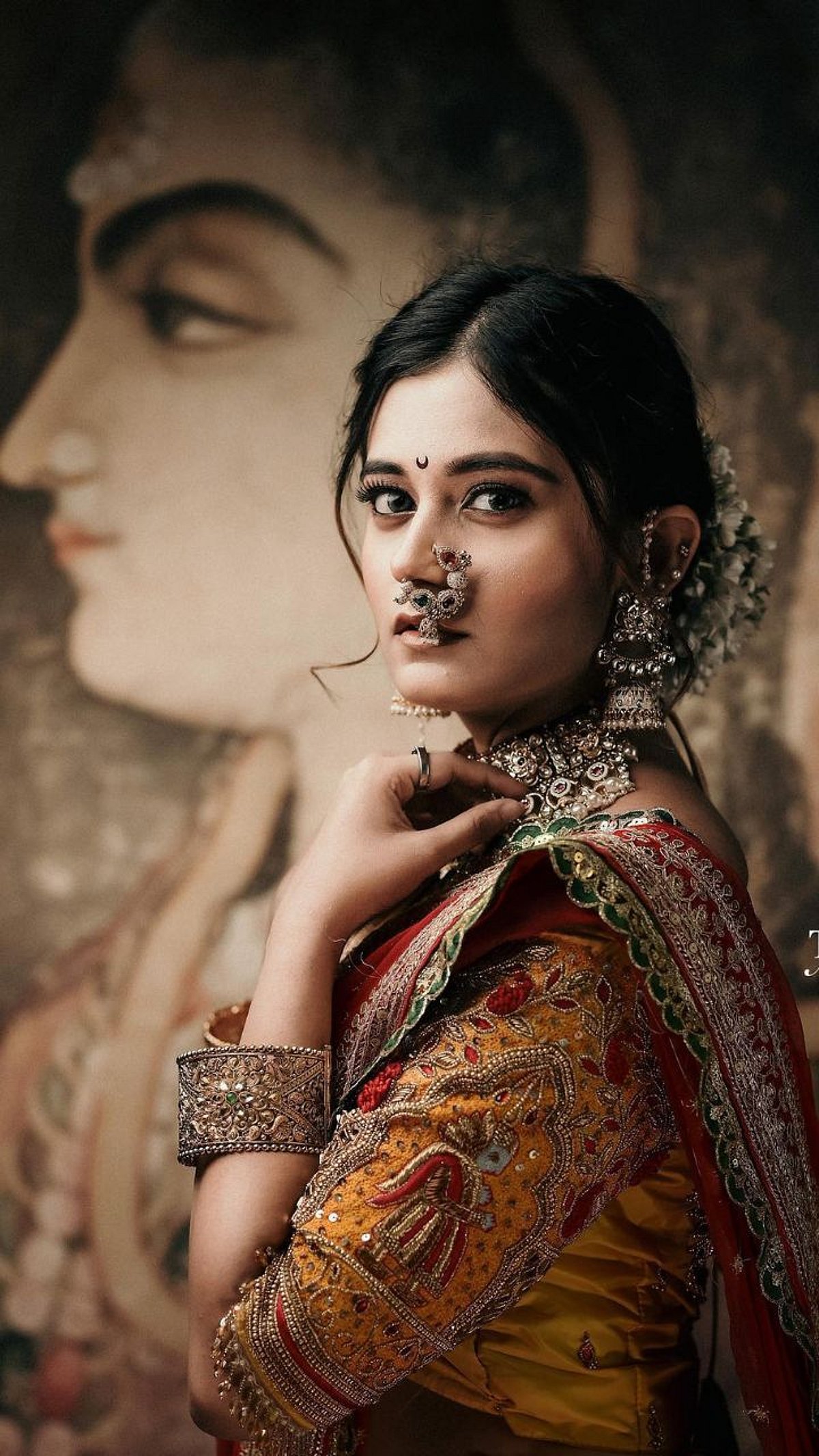 एक दिल है, एक जान है, दोनो तुझ पे कुर्बान है.. Anushka Pimputkar | Sakal