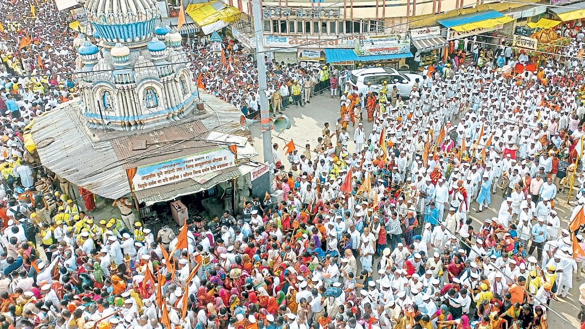 Ashadi Ekadashi 2023 : दुमदुमली पंढरी; चंद्रभागेला भक्तीचा महापूर ...