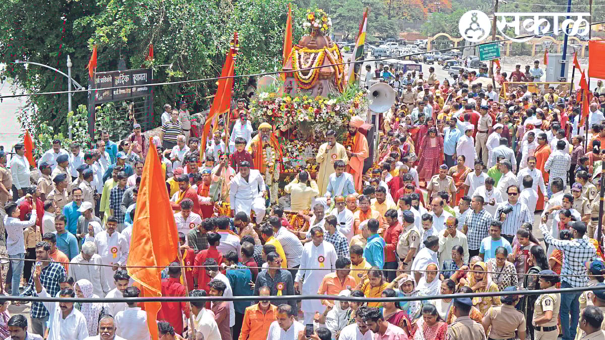 जगन्नाथ रथयात्रेत हजारो भाविकांची मांदियाळी! ठिकठिकाणी सडा रांगोळीने ...