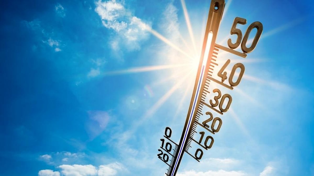 Heat in Pune : पुण्यात वाढला उन्हाचा चटका! | Sakal