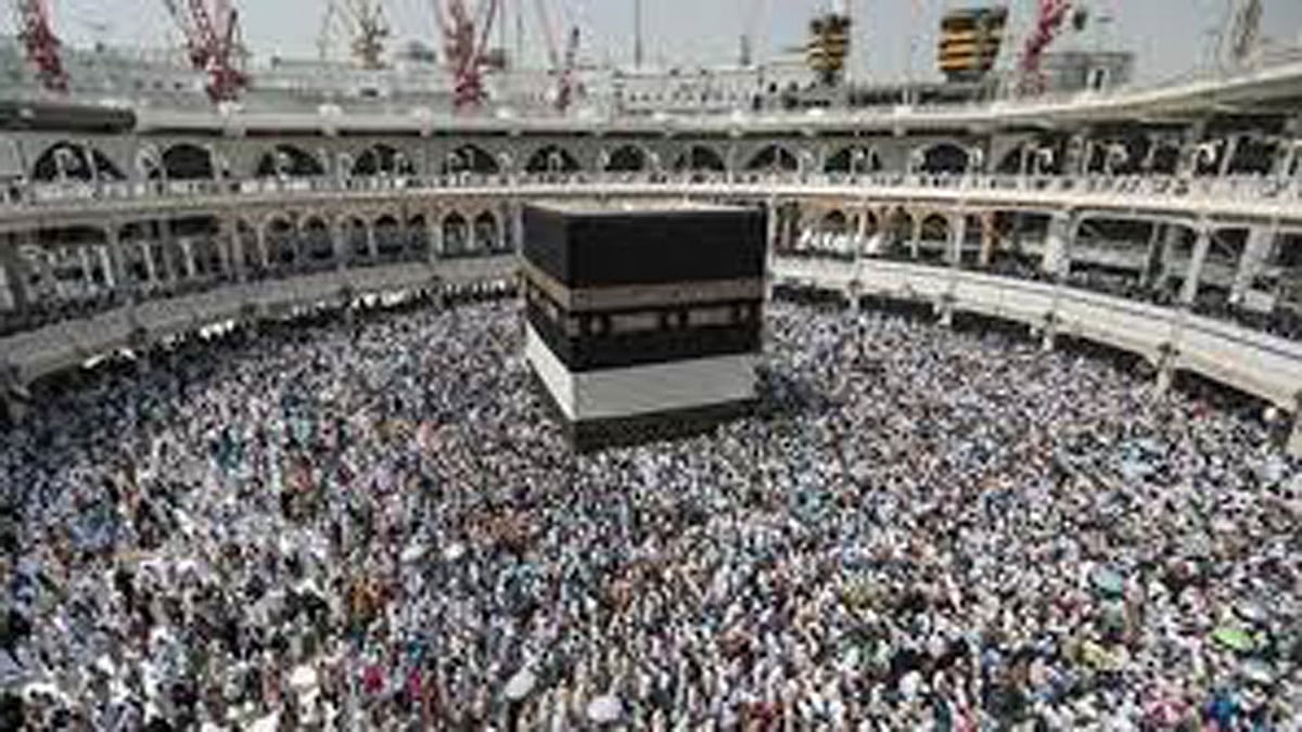 Haj Yatra 2023 : शहरातून पावणेचारशे भाविक हज यात्रेस रवाना | Haj Yatra ...