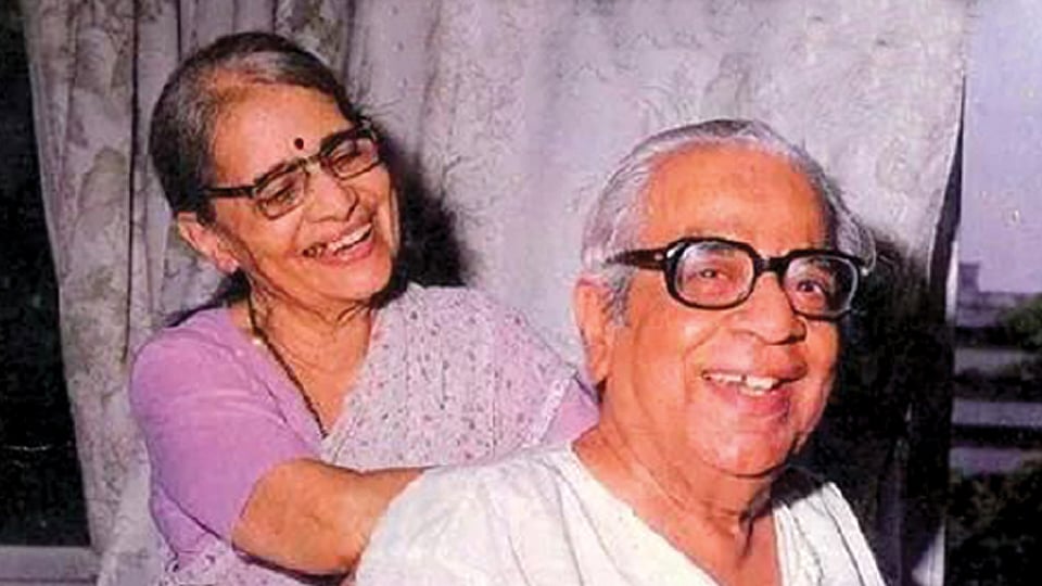 पु.ल.- सुनीताबाई आणि आयुका (मंगला नारळीकर) | Sakal