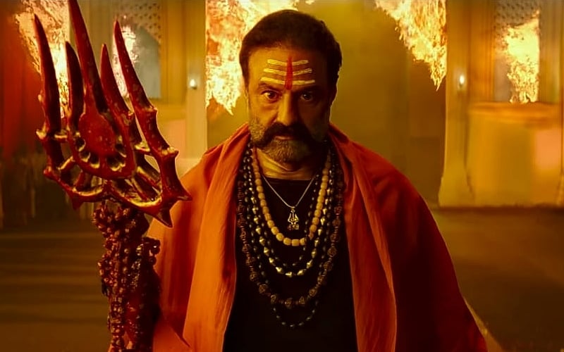 Akhanda Movie Review: A Feast Meant Only And Only For Fans