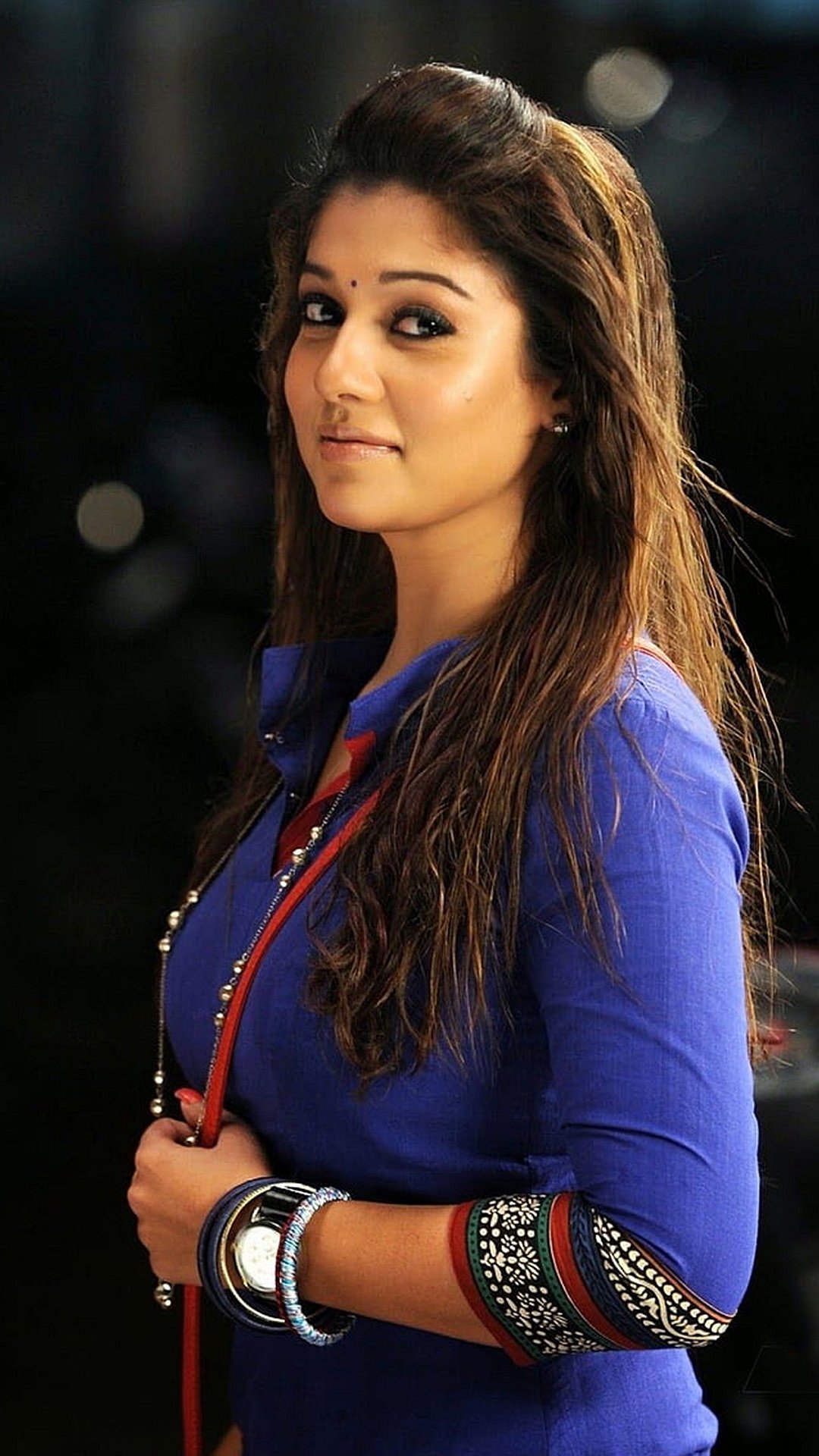 Raja Rani Nayanthara Dress