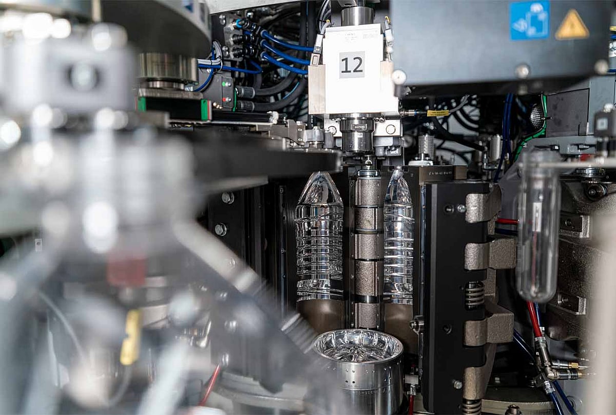 Krones Contiform 3 BigBottle produces large PET containers