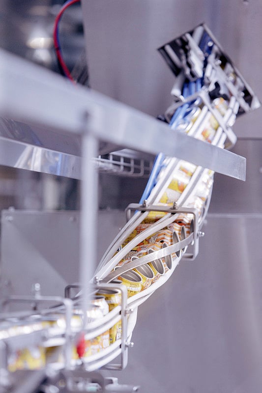 KHS integrates merchandise into its own service processes