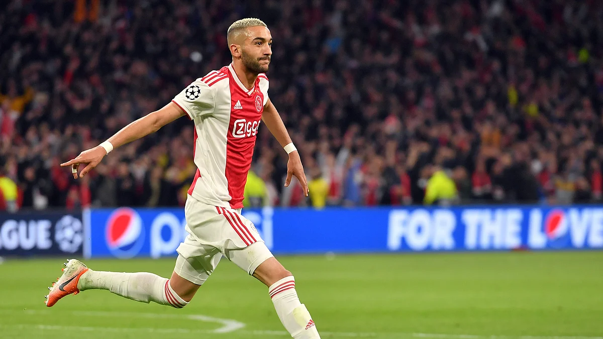 Ajax's Hakim Ziyech completes Chelsea move in 40m-euro deal Ajax's Hakim Ziyech completes Chelsea move in 40m-euro deal