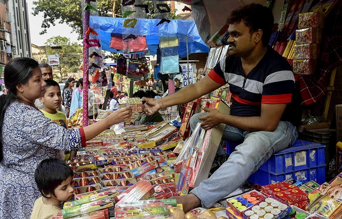 Indian consumers join in festivities with higher shopping intensity ...