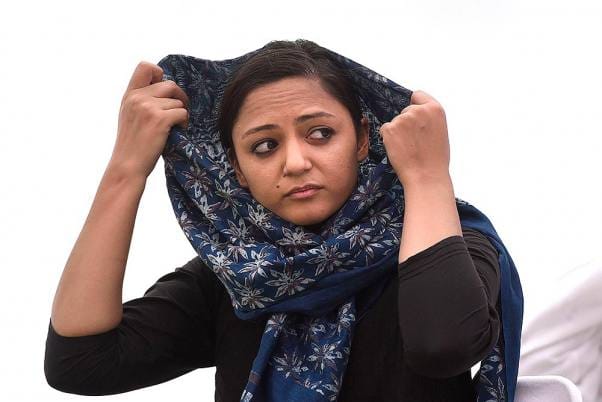 'Human Rights Record In Kashmir Has Improved': J&K Activist Shehla ...