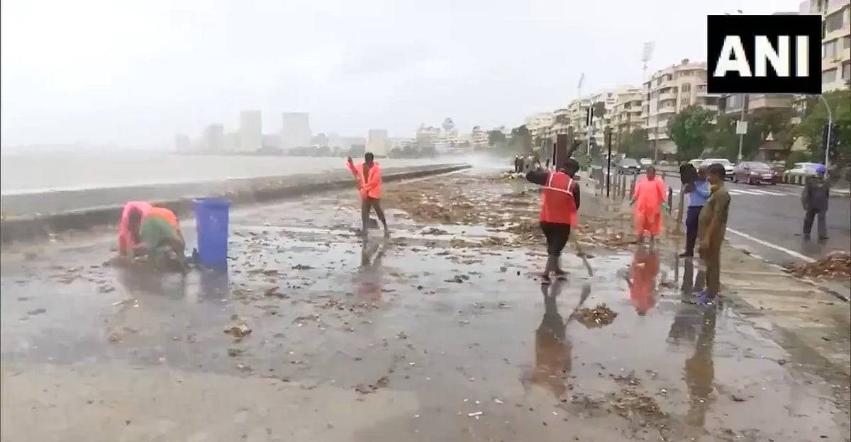 Mumbai: BMC cleans up 200 MT of waste hurled back by sea