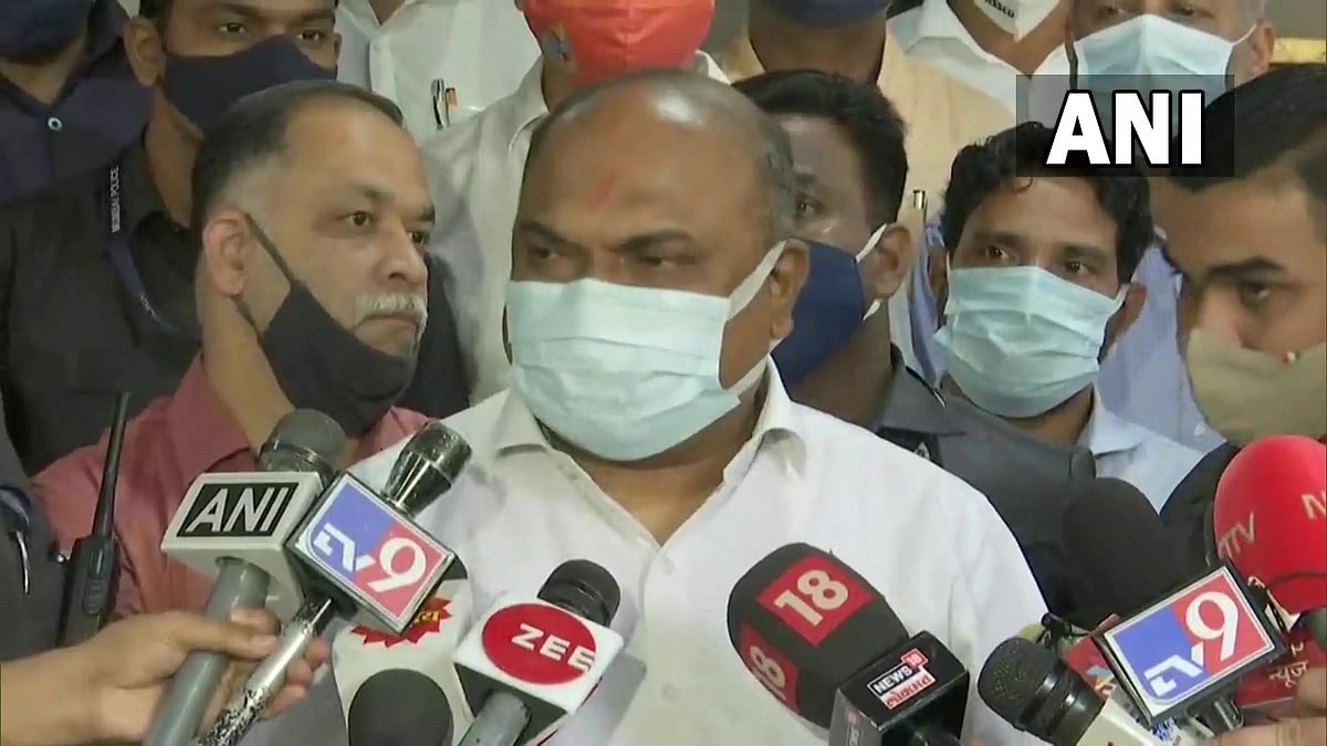 Mumbai: Anil Parab gives fresh ultimatum to striking MSRTC employees ...
