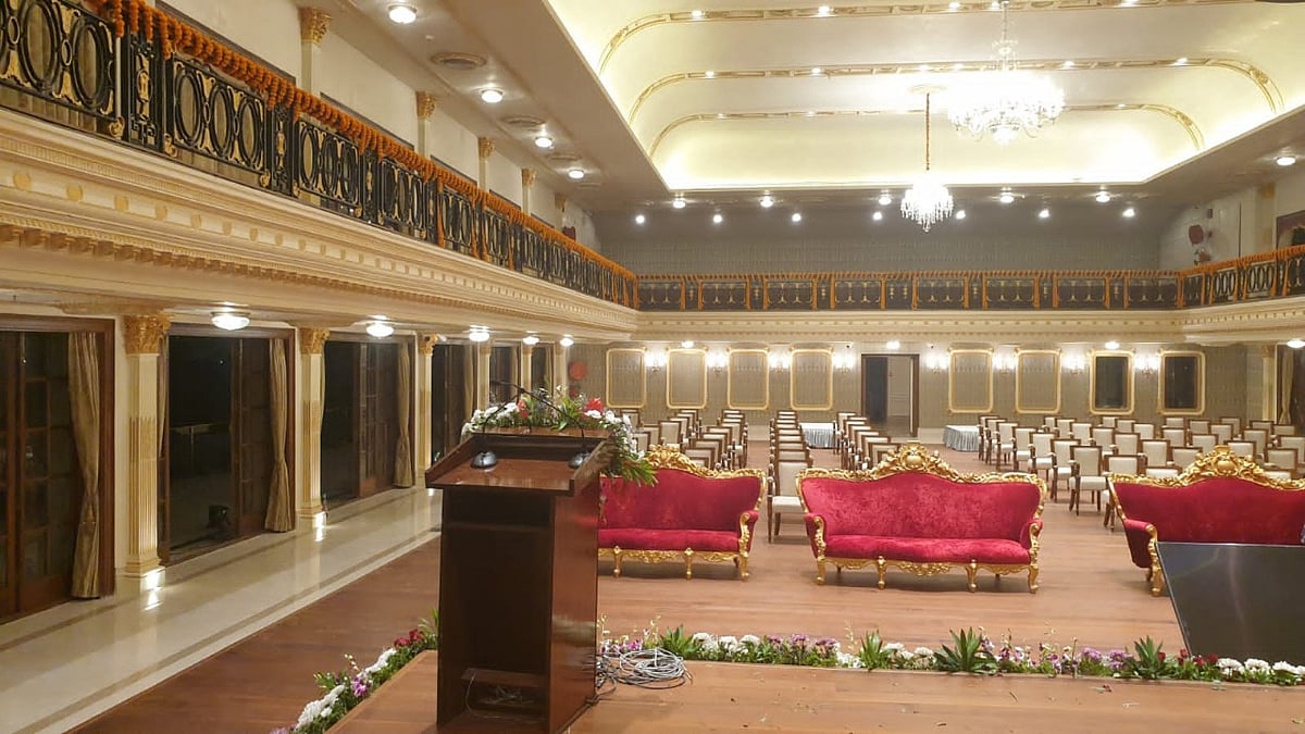 President arrives on 4-day Maharashtra visit, to inaugurate Darbar Hall ...