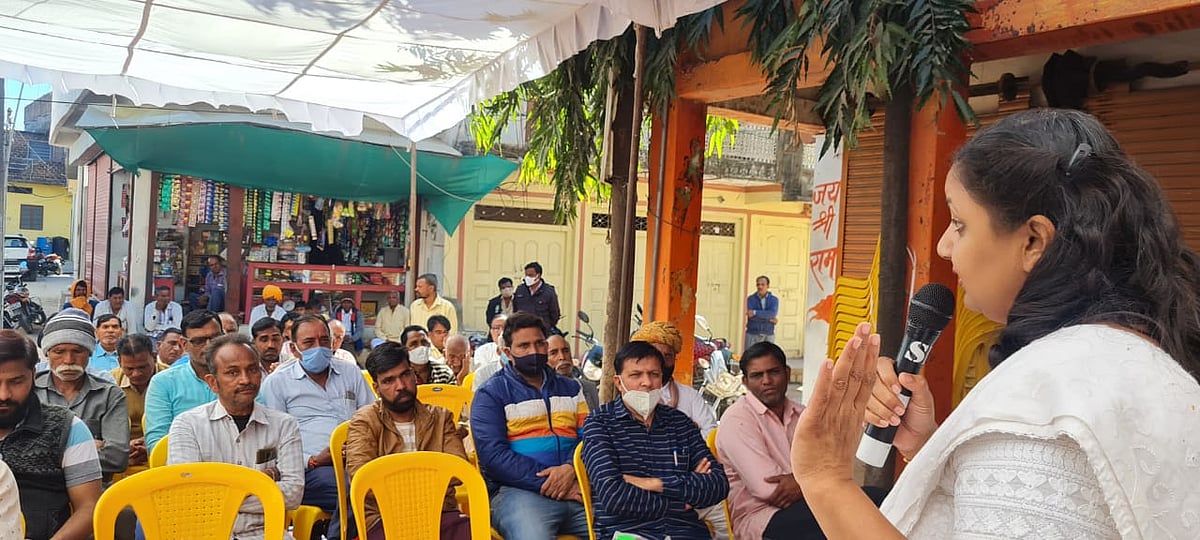 Badnawar: Villagers informed about mediation in literacy camp