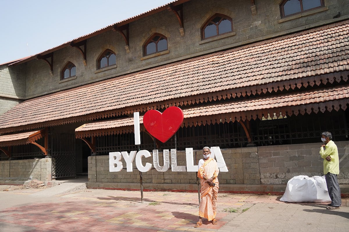Mumbai: Beautification and heritage restoration work of Byculla station ...