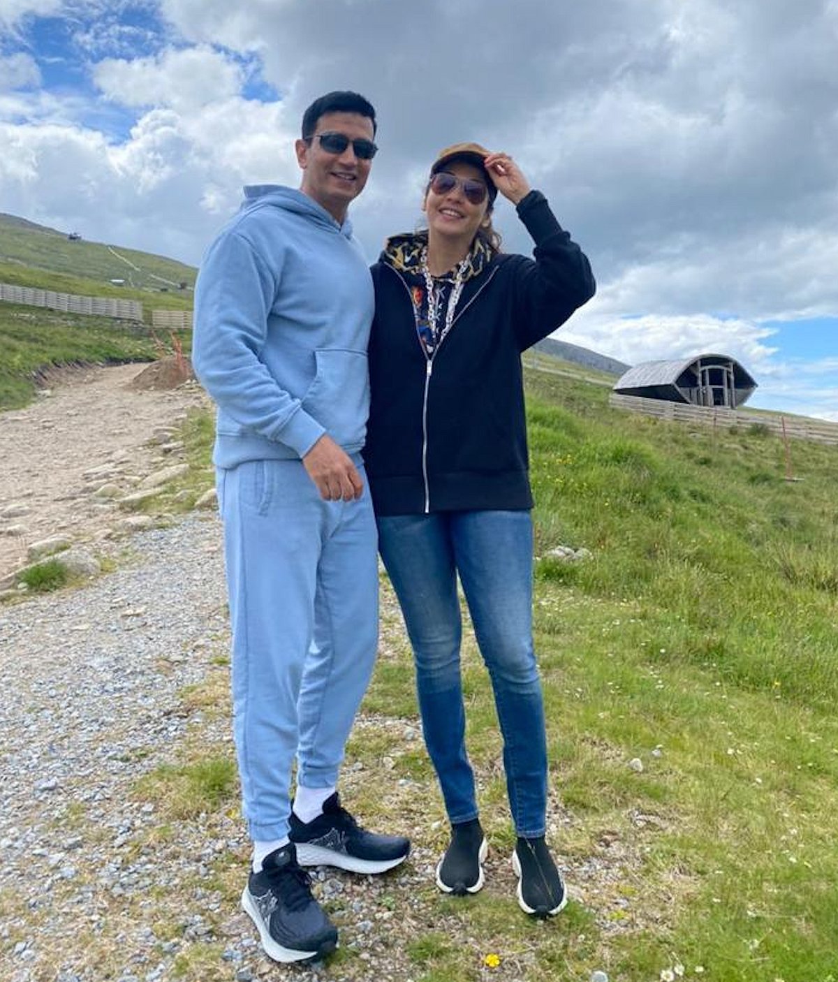 How I met my partner: Isha Koppikar Narang opens up about her love ...