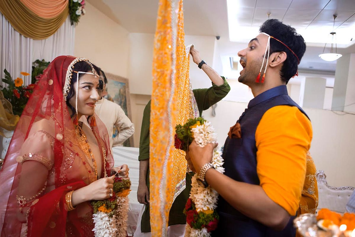 'Vivah' actress Amrita Rao, husband RJ Anmol make their wedding ...