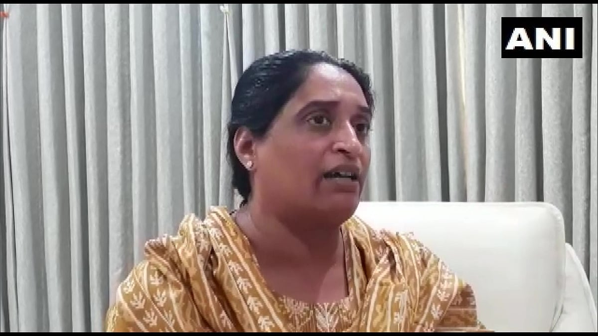 Gujarat: Congress leader Bharatsinh Solanki's wife alleges she has been ...