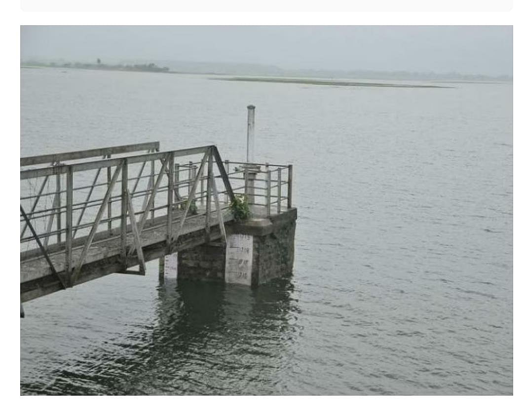 HEAT TOLL: Chhoti Bilawali, Limbodi ponds dry out, Yashwant Sagar's ...