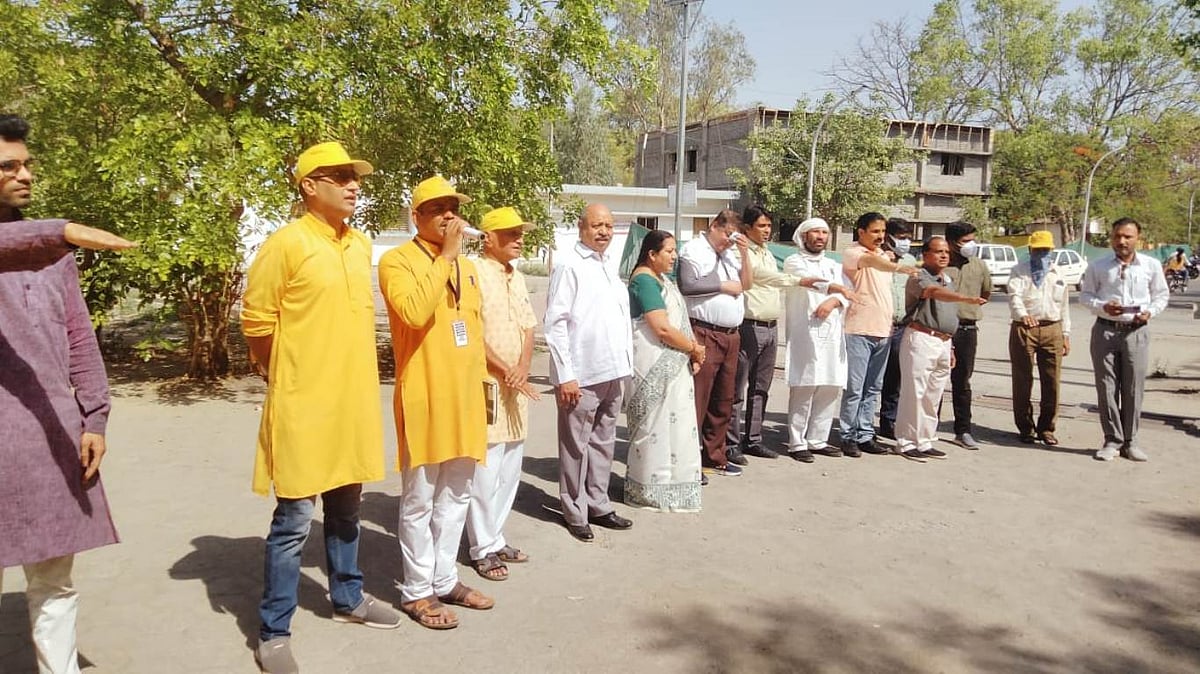 Dewas News Row: Anti-drug rally held in Dewas; Cop goes incognito to ...