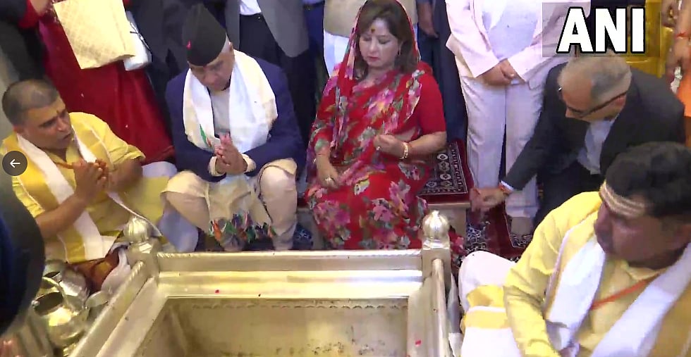 Uttar Pradesh: Nepal PM's wife Arzu Rana Deuba thank PM Narendra Modi ...