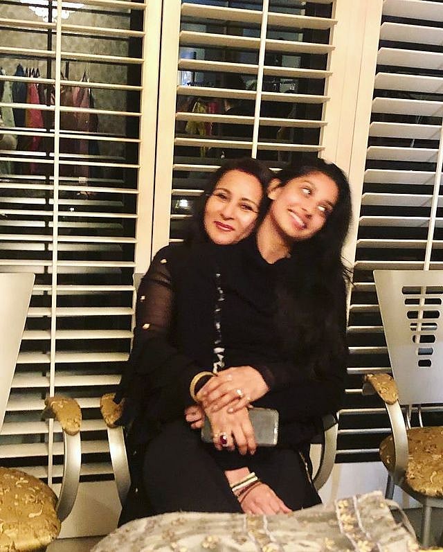 Poonam Dhillon Birthday Special: Proof that the 'Noorie' actress is ...