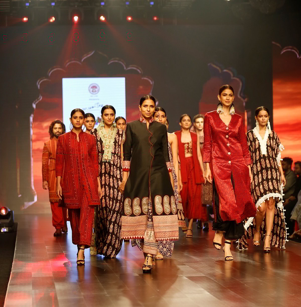 Works of Madhya Pradesh designers appreciated in fashion show at Mumbai