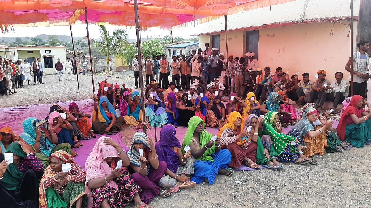 Meghnagar: Bhurias seek votes for Congress candidates