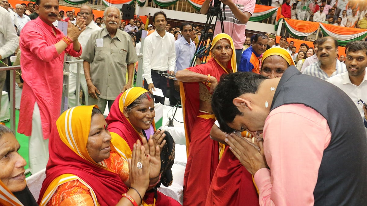 Indore: Bhargav sworn in as Mayor, says traffic is priority