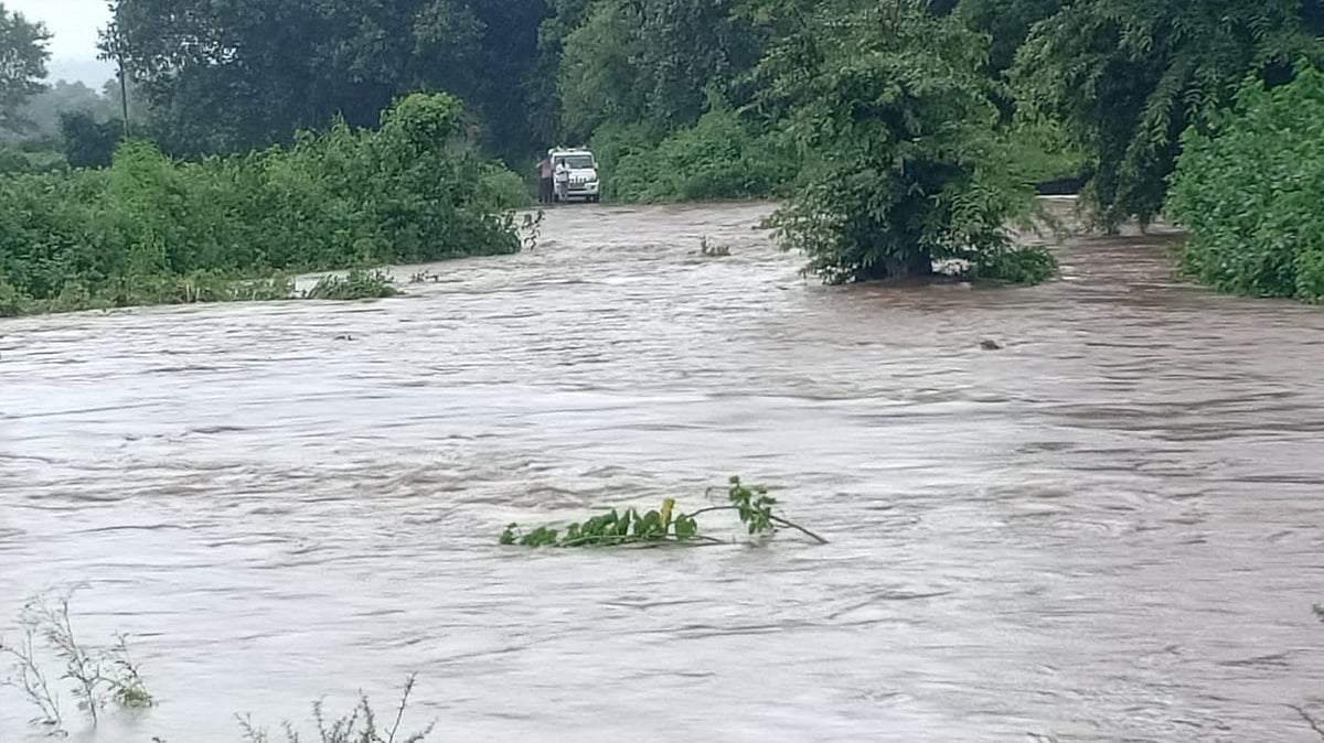 Umaria: Two swept away amidst heavy rain spells in district