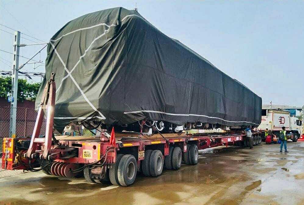 First 4 coaches of Colaba-Bandra-SEEPZ Metro-3 train arrive in Mumbai