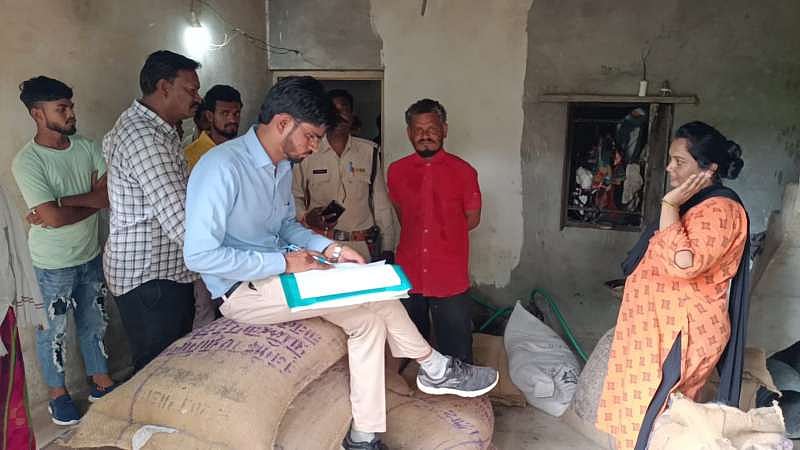 Meghnagar: Food grains recovered from private person's house instead of ...