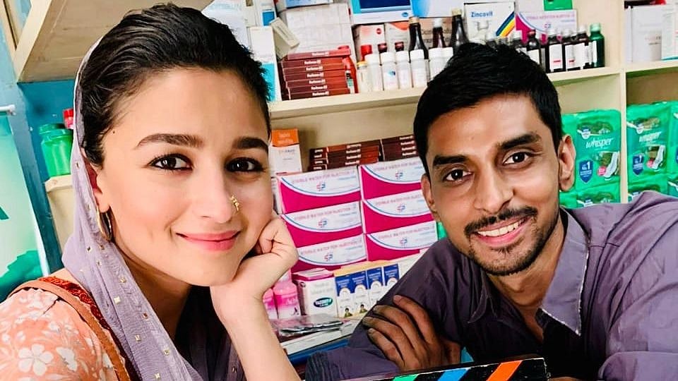 'Alia Bhatt is a big star but doesn't carry the stardom with her,' says ...