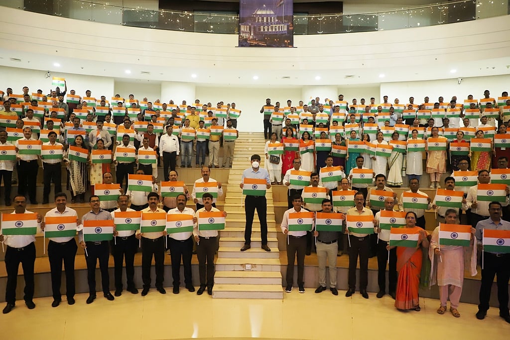 Navi Mumbai: NMMC to ensure 100 percent household hoist national flag ...