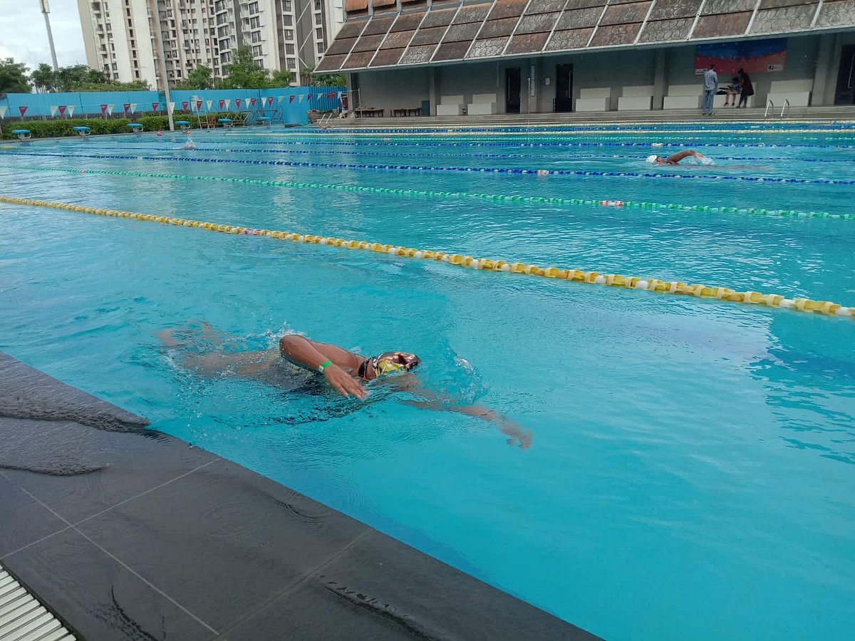 Thane: Swimmers take up open challenge to test their endurance