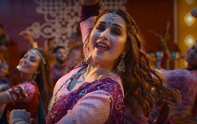 Watch 'Maja Ma' Song 'Boom Padi': Madhuri Dixit presents 'Garba anthem ...