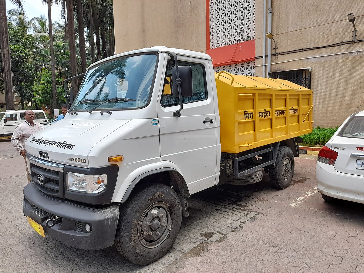 Mira Bhayander: MBMC inducts 24 new garbage collection vans, to set up ...