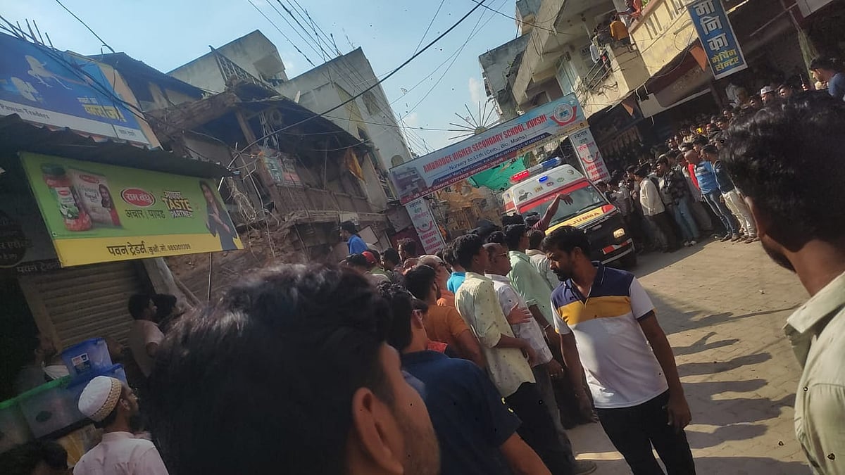 MP: Four persons killed in wall collapse in Kukshi