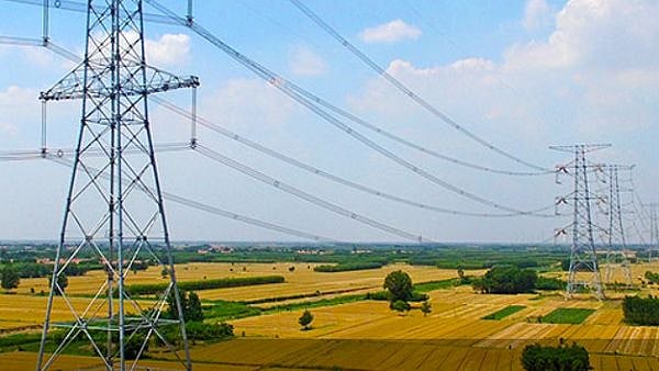 Adani To Invest ₹2,000 Cr To Build 2 Transmission Lines In Mumbai City